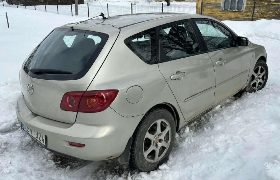 Mazda 3 2004 Viļņa, ar dzinēja tilpumu 1.60 L un nobraukumu 120 tūkst. km par 900 €, foto 1 vietnē AUTOMOTO.COM.LV