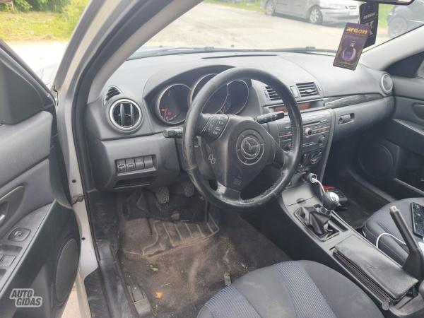 Mazda 3 2005 Viļņa, ar dzinēja tilpumu 1.60 L un nobraukumu 222 tūkst. km par 400 €, foto 6 vietnē AUTOMOTO.COM.LV