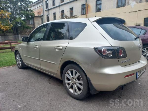 Mazda 3 2006 in Riga, with an engine capacity of 1.50 L and mileage of 129 thousand km for 800 €, photo 7 on AUTOMOTO.COM.LV