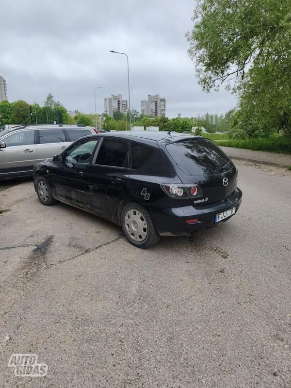 Мазда 3 2006 в Вильнюс, объемом двигателя 1.60 л и пробегом 300 тыс. км за 400 €, фото 2 на AUTOMOTO.COM.LV