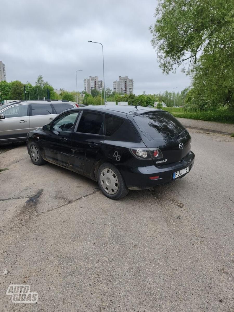 Mazda 3 2006 in Vilnius, with an engine capacity of 1.60 L and mileage of 300 thousand km for 400 €, photo 3 on AUTOMOTO.COM.LV