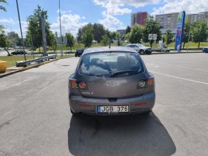 Mazda 3 2007 in Vilnius, with an engine capacity of 1.60 L and mileage of 261 thousand km for 400 €, photo 6 on AUTOMOTO.COM.LV