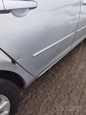 Mazda 3 2007 in Riga, with an engine capacity of 2.00 L and mileage of 258 thousand km for 1000 €, photo 13 on AUTOMOTO.COM.LV