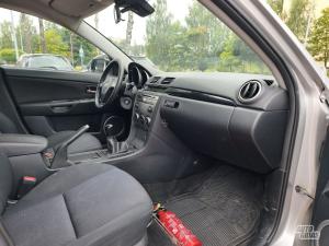 Mazda 3 2007 in Vilnius, with an engine capacity of 1.60 L and mileage of 280 thousand km for 1100 €, photo 14 on AUTOMOTO.COM.LV