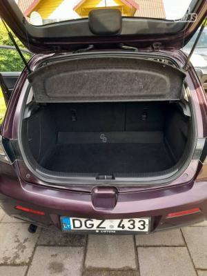 Mazda 3 2008 in Vilnius, with an engine capacity of 1.60 L and mileage of 159 thousand km for 1500 €, photo 8 on AUTOMOTO.COM.LV