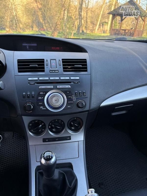 Mazda 3 2010 Tauragė, ar dzinēja tilpumu 1.60 L un nobraukumu 249 tūkst. km par 2000 €, foto 8 vietnē AUTOMOTO.COM.LV