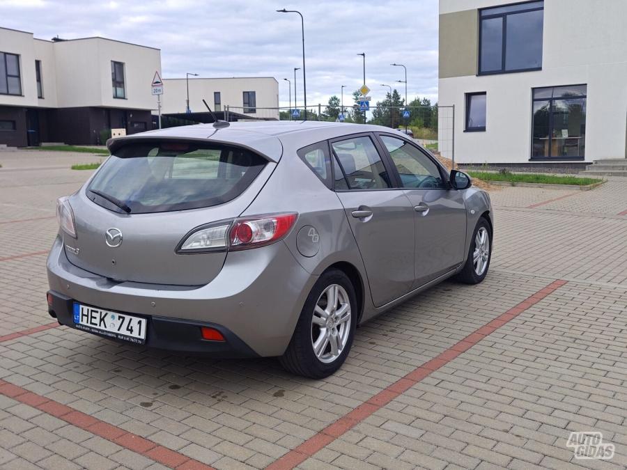Mazda 3 2011 Viļņa, ar dzinēja tilpumu 1.60 L un nobraukumu 146 tūkst. km par 1500 €, foto 5 vietnē AUTOMOTO.COM.LV