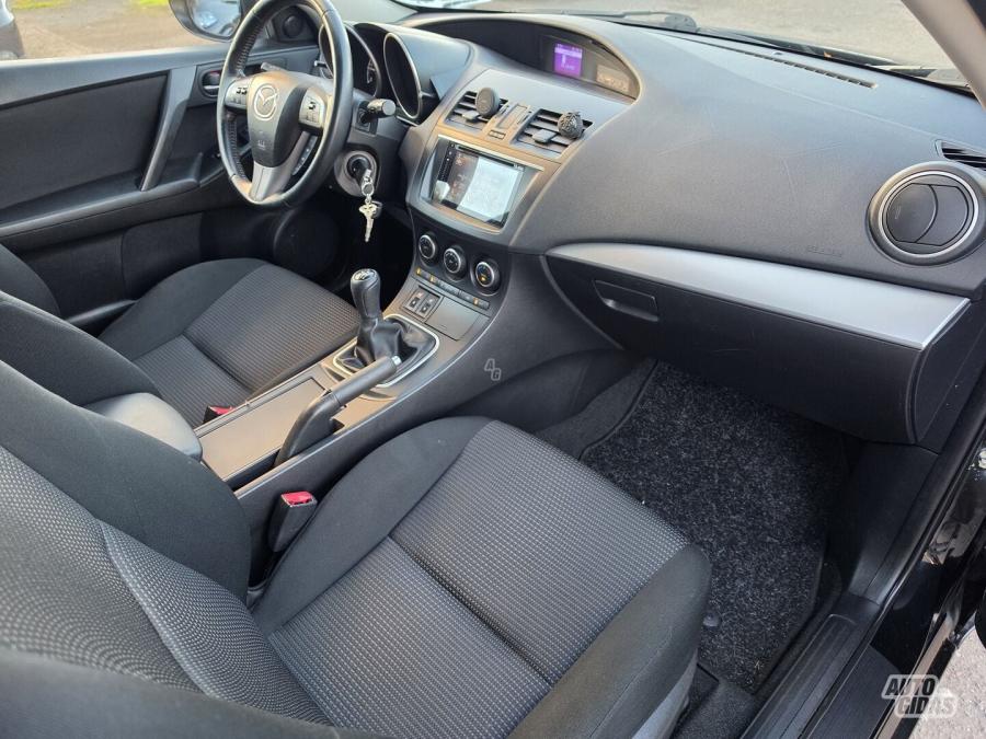 Mazda 3 2013 in Silute, with an engine capacity of 1.60 L and mileage of 236 thousand km for 2999 €, photo 18 on AUTOMOTO.COM.LV