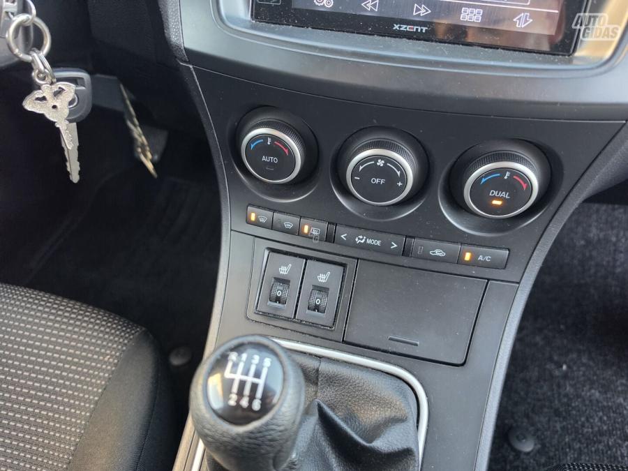 Mazda 3 2013 in Silute, with an engine capacity of 1.60 L and mileage of 236 thousand km for 2999 €, photo 19 on AUTOMOTO.COM.LV