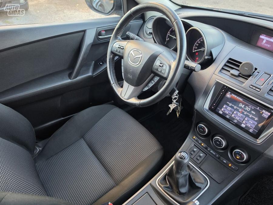 Mazda 3 2013 in Silute, with an engine capacity of 1.60 L and mileage of 236 thousand km for 2999 €, photo 20 on AUTOMOTO.COM.LV