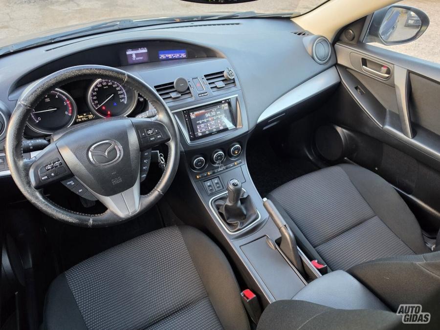 Mazda 3 2013 in Silute, with an engine capacity of 1.60 L and mileage of 236 thousand km for 2999 €, photo 22 on AUTOMOTO.COM.LV