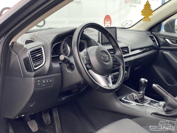 Mazda 3 2015 in Taurage, with an engine capacity of 2.20 L and mileage of 278 thousand km for 4900 €, photo 8 on AUTOMOTO.COM.LV
