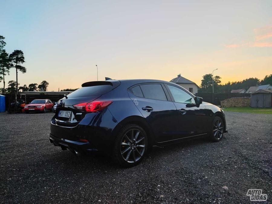 Mazda 3 2017 in Vilnius, with an engine capacity of 2.20 L and mileage of 250 thousand km for 10000 €, photo 3 on AUTOMOTO.COM.LV