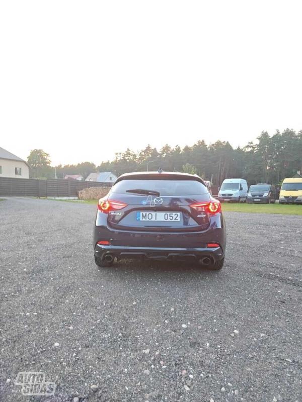 Mazda 3 2017 in Vilnius, with an engine capacity of 2.20 L and mileage of 250 thousand km for 10000 €, photo 6 on AUTOMOTO.COM.LV
