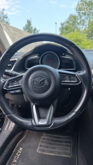 Mazda 3 2017 in Vilnius, with an engine capacity of 2.20 L and mileage of 250 thousand km for 10000 €, photo 10 on AUTOMOTO.COM.LV