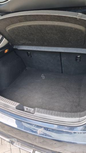 Mazda 3 2017 in Vilnius, with an engine capacity of 2.20 L and mileage of 250 thousand km for 10000 €, photo 13 on AUTOMOTO.COM.LV