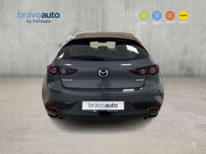 Mazda 3 2019 in Vilnius, with an engine capacity of 2.00 L and mileage of 116 thousand km for 16500 €, photo 4 on AUTOMOTO.COM.LV