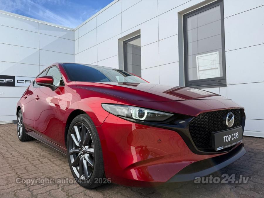 Mazda 3 2020 in Riga, with an engine capacity of 2.00 L and mileage of 52 thousand km for 20500 €, photo 1 on AUTOMOTO.COM.LV