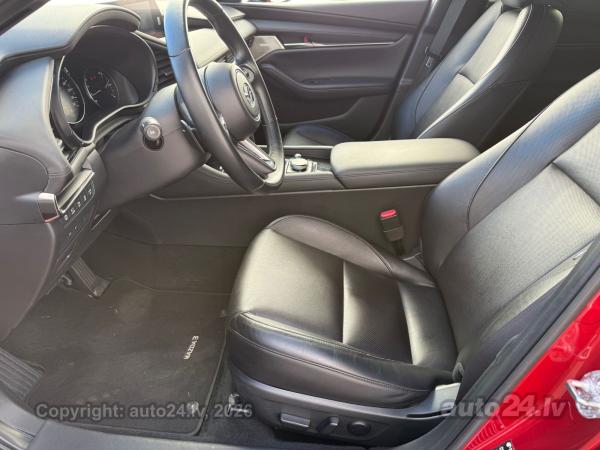 Mazda 3 2020 Rīga, ar dzinēja tilpumu 2.00 L un nobraukumu 52 tūkst. km par 20500 €, foto 6 vietnē AUTOMOTO.COM.LV