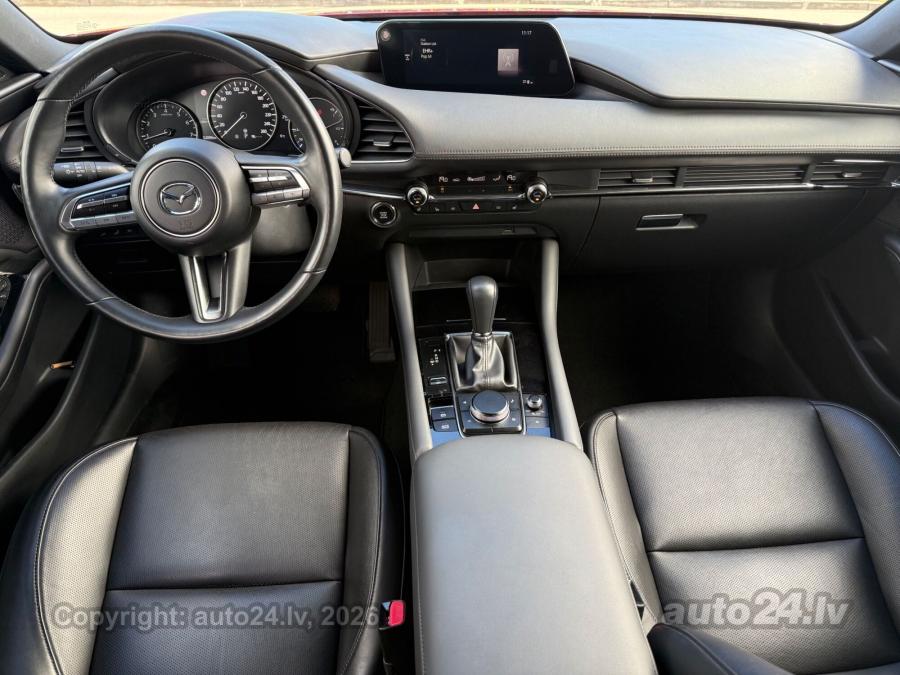 Mazda 3 2020 in Riga, with an engine capacity of 2.00 L and mileage of 52 thousand km for 20500 €, photo 11 on AUTOMOTO.COM.LV