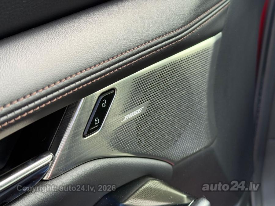 Mazda 3 2020 in Riga, with an engine capacity of 2.00 L and mileage of 52 thousand km for 20500 €, photo 15 on AUTOMOTO.COM.LV