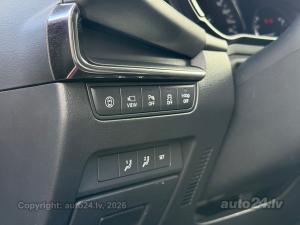 Mazda 3 2020 in Riga, with an engine capacity of 2.00 L and mileage of 52 thousand km for 20500 €, photo 17 on AUTOMOTO.COM.LV