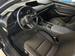 Mazda 3 2020 in Vilnius, with an engine capacity of 2.00 L and mileage of 53 thousand km for 17500 €, photo 9 on AUTOMOTO.COM.LV