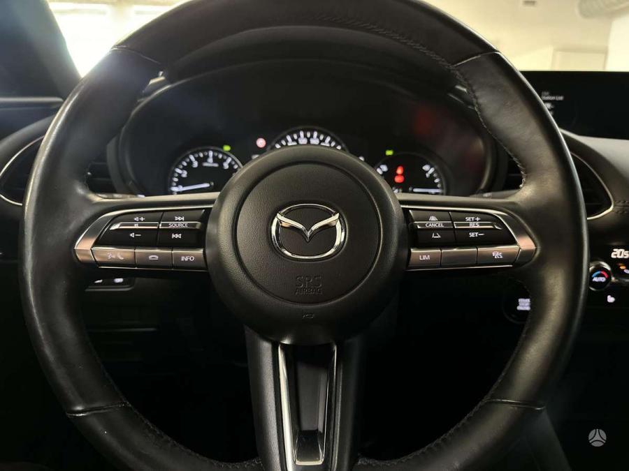 Mazda 3 2020 in Vilnius, with an engine capacity of 2.00 L and mileage of 53 thousand km for 17500 €, photo 18 on AUTOMOTO.COM.LV