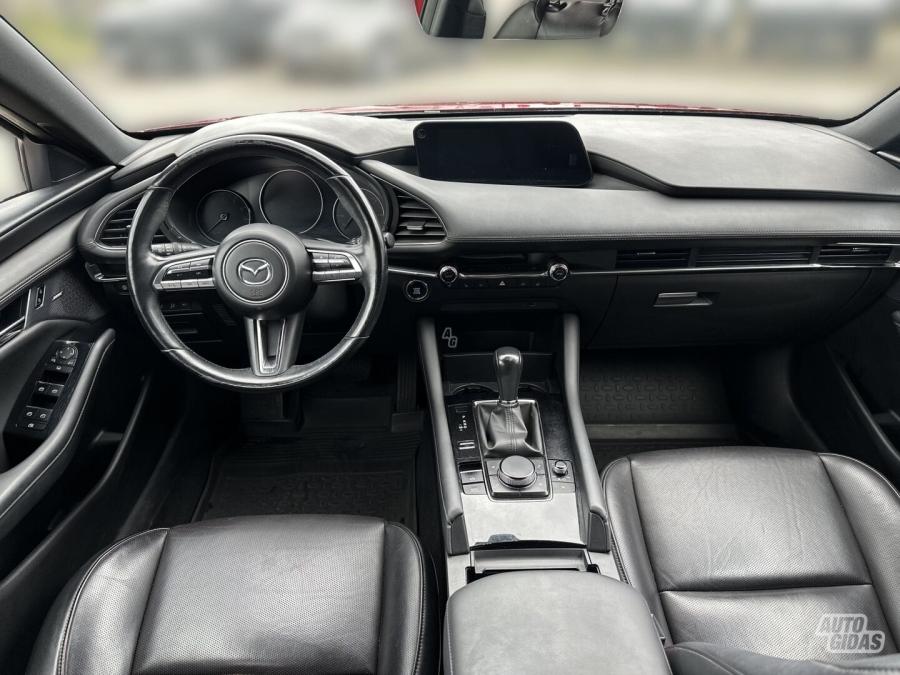 Red Mazda 3 2019 in Klaipeda, with an engine capacity of 2.00 L and mileage of 105 thousand km for 16900 €, photo 15 on AUTOMOTO.COM.LV