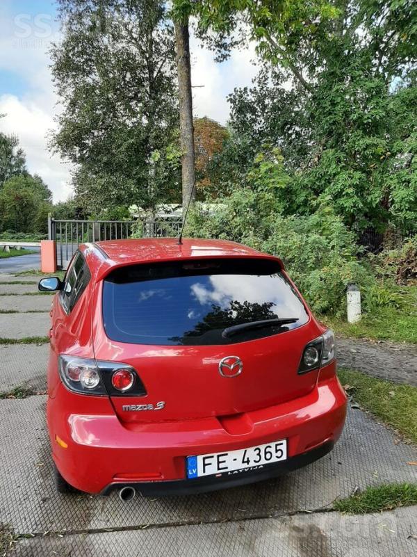 Sarkans Mazda 3 2004 Rīga, ar dzinēja tilpumu 2.00 L un nobraukumu 0 tūkst. km par 1100 €, foto 3 vietnē AUTOMOTO.COM.LV