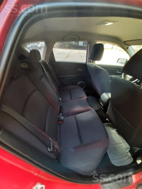 Sarkans Mazda 3 2004 Rīga, ar dzinēja tilpumu 2.00 L un nobraukumu 0 tūkst. km par 1100 €, foto 8 vietnē AUTOMOTO.COM.LV