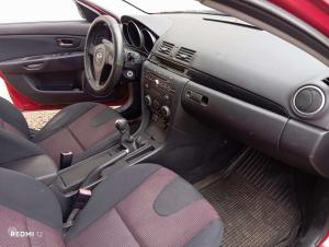 Красный Мазда 3 2006 в Мажейкяй, объемом двигателя 1.60 л и пробегом 105 тыс. км за 900 €, фото 7 на AUTOMOTO.COM.LV