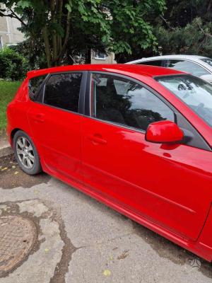 Sarkans Mazda 3 2007 Kauņa, ar dzinēja tilpumu 2.00 L un nobraukumu 274 tūkst. km par 1000 €, foto 3 vietnē AUTOMOTO.COM.LV