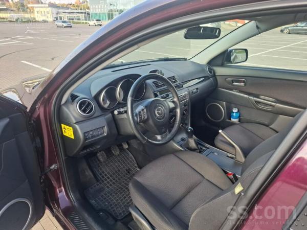 Mazda 3 2007 Rēzekne vietnē Sarkans Mazda 3 2007 Rēzekne, ar dzinēja tilpumu 1.60 L un nobraukumu 182 tūkst. km par 1500 €, foto 7 vietnē AUTOMOTO.COM.LV