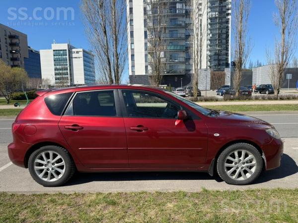 Sarkans Mazda 3 2008 Rīga, ar dzinēja tilpumu 1.60 L un nobraukumu 153 tūkst. km par 1430 €, foto 4 vietnē AUTOMOTO.COM.LV