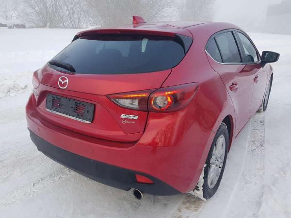 Sarkans Mazda 3 2014 Šauļi, ar dzinēja tilpumu 2.19 L un nobraukumu 246 tūkst. km par 4900 €, foto 4 vietnē AUTOMOTO.COM.LV