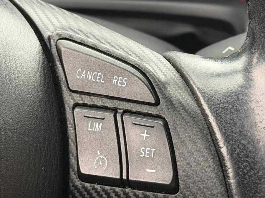 Sarkans Mazda 3 2014 Rīga, ar dzinēja tilpumu 2.00 L un nobraukumu 150 tūkst. km par 5000 €, foto 16 vietnē AUTOMOTO.COM.LV