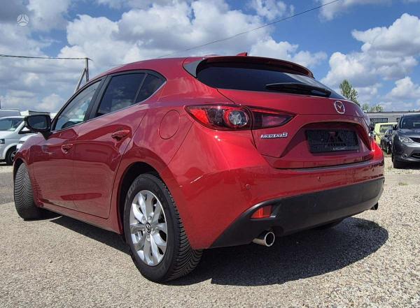 Sarkans Mazda 3 2014 Kauņa, ar dzinēja tilpumu 2.19 L un nobraukumu 200 tūkst. km par 6999 €, foto 3 vietnē AUTOMOTO.COM.LV