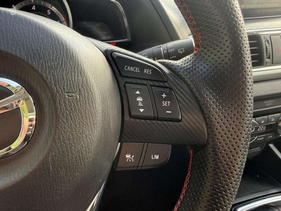 Red Mazda 3 2014 in Kaunas, with an engine capacity of 2.20 L and mileage of 298 thousand km for 5800 €, photo 19 on AUTOMOTO.COM.LV