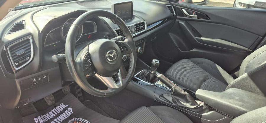 Red Mazda 3 2014 in Kaunas, with an engine capacity of 2.19 L and mileage of 245 thousand km for 2949 €, photo 7 on AUTOMOTO.COM.LV