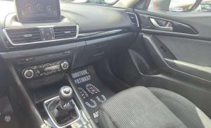 Red Mazda 3 2014 in Kaunas, with an engine capacity of 2.19 L and mileage of 245 thousand km for 2949 €, photo 10 on AUTOMOTO.COM.LV