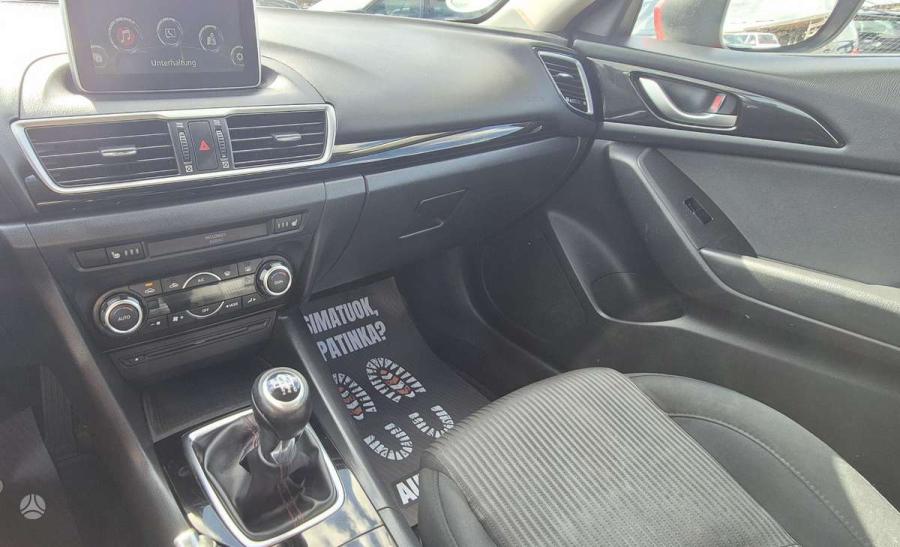 Red Mazda 3 2014 in Kaunas, with an engine capacity of 2.19 L and mileage of 245 thousand km for 2949 €, photo 10 on AUTOMOTO.COM.LV