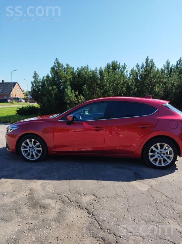 Sarkans Mazda 3 2014 Liepāja, ar dzinēja tilpumu 2.20 L un nobraukumu 292 tūkst. km par 6200 €, foto 3 vietnē AUTOMOTO.COM.LV