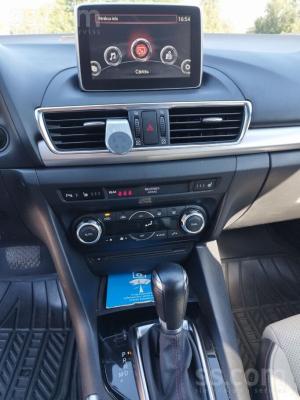 Sarkans Mazda 3 2014 Liepāja, ar dzinēja tilpumu 2.20 L un nobraukumu 292 tūkst. km par 6200 €, foto 5 vietnē AUTOMOTO.COM.LV