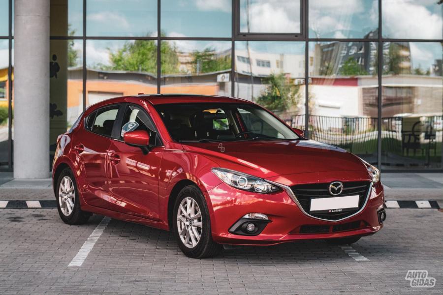 Red Mazda 3 2015 in Kaunas, with an engine capacity of 2.00 L and mileage of 150 thousand km for 8100 €, photo 3 on AUTOMOTO.COM.LV