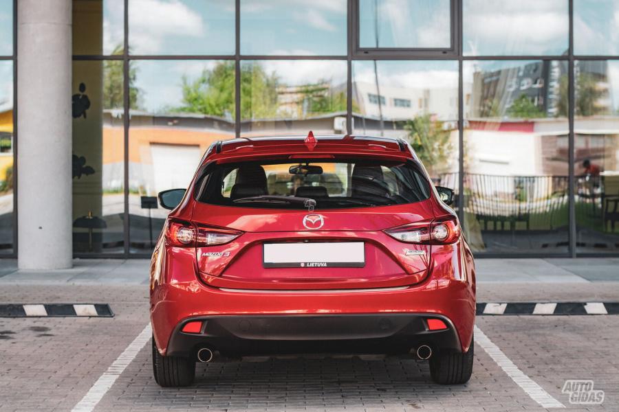 Red Mazda 3 2015 in Kaunas, with an engine capacity of 2.00 L and mileage of 150 thousand km for 8100 €, photo 7 on AUTOMOTO.COM.LV