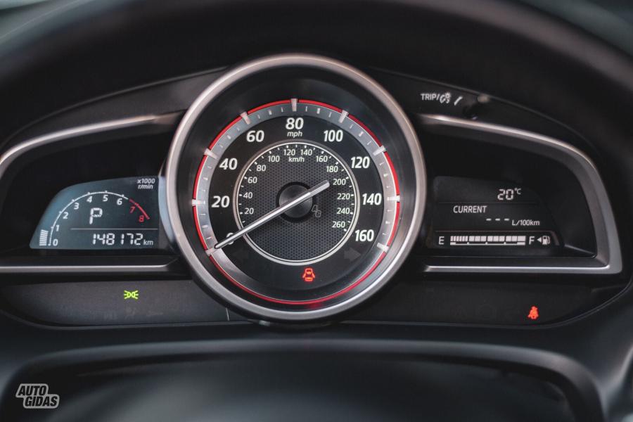 Red Mazda 3 2015 in Kaunas, with an engine capacity of 2.00 L and mileage of 150 thousand km for 8100 €, photo 12 on AUTOMOTO.COM.LV