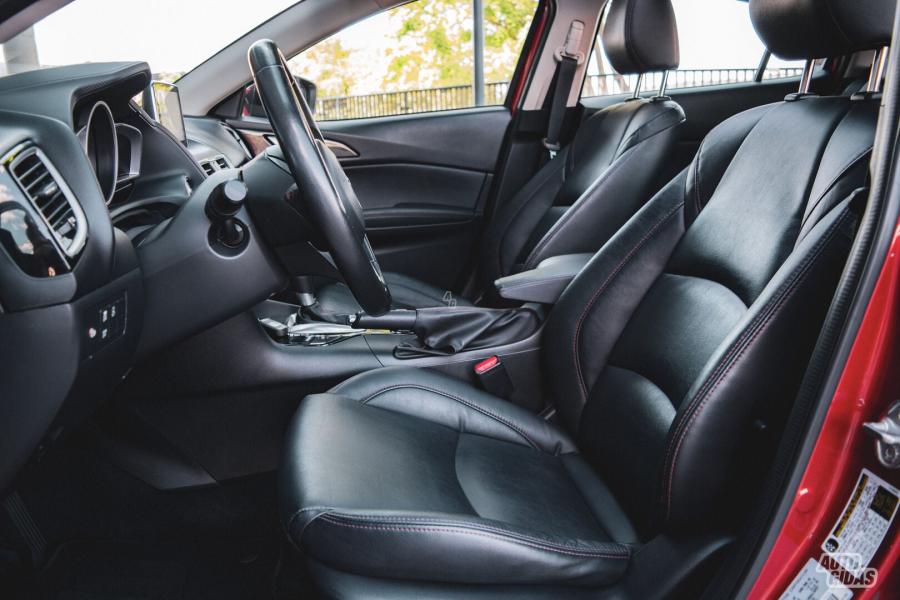 Red Mazda 3 2015 in Kaunas, with an engine capacity of 2.00 L and mileage of 150 thousand km for 8100 €, photo 13 on AUTOMOTO.COM.LV