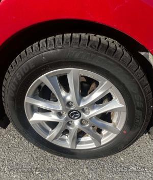 Sarkans Mazda 3 2015 Tallina, ar dzinēja tilpumu 2.00 L un nobraukumu 147 tūkst. km par 9500 €, foto 16 vietnē AUTOMOTO.COM.LV