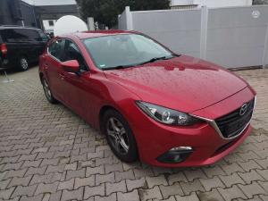Red Mazda 3 2016 in Utena, with an engine capacity of 2.00 L and mileage of 245 thousand km for 10650 €, photo 11 on AUTOMOTO.COM.LV